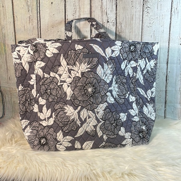 Vera Bradley | Bags | Vera Bradley Grand Tote 2 Moon Shadow Meadow | Poshmark